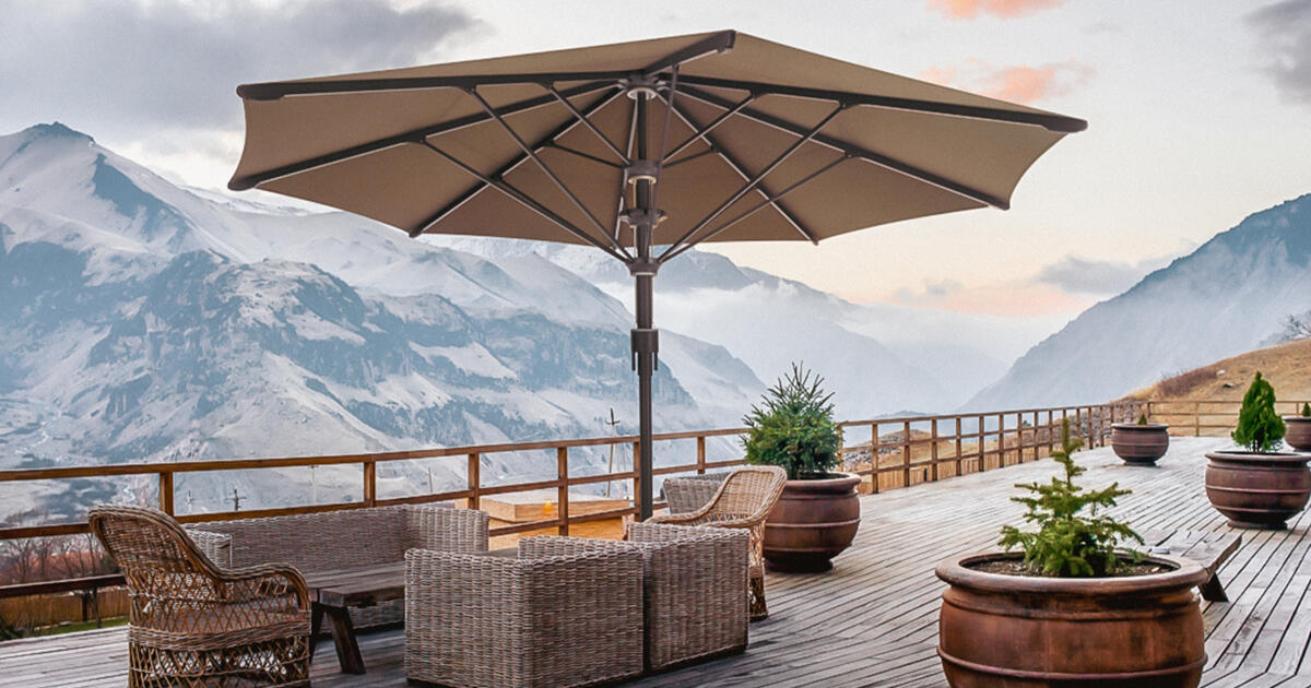 Suncobrani i jedra I HELLA